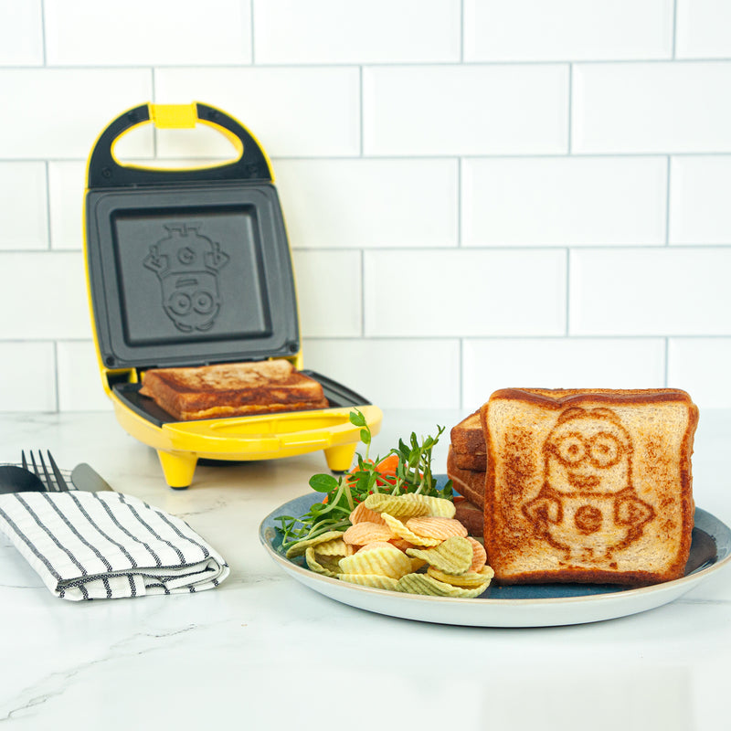 Minions Single Sandwich Maker - Uncanny Brands