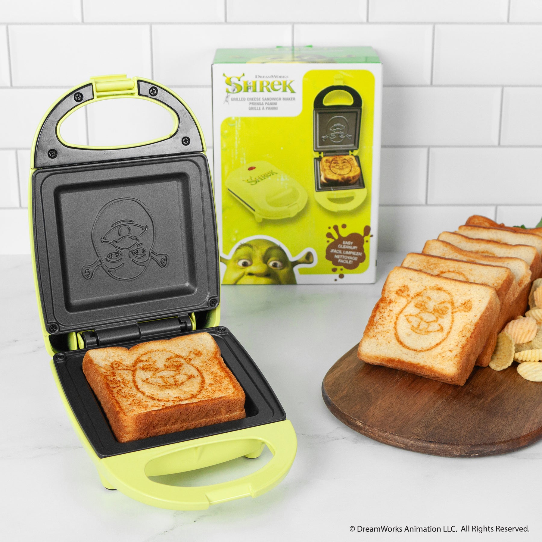 Shrek Single Sandwich Maker - Uncanny Brands