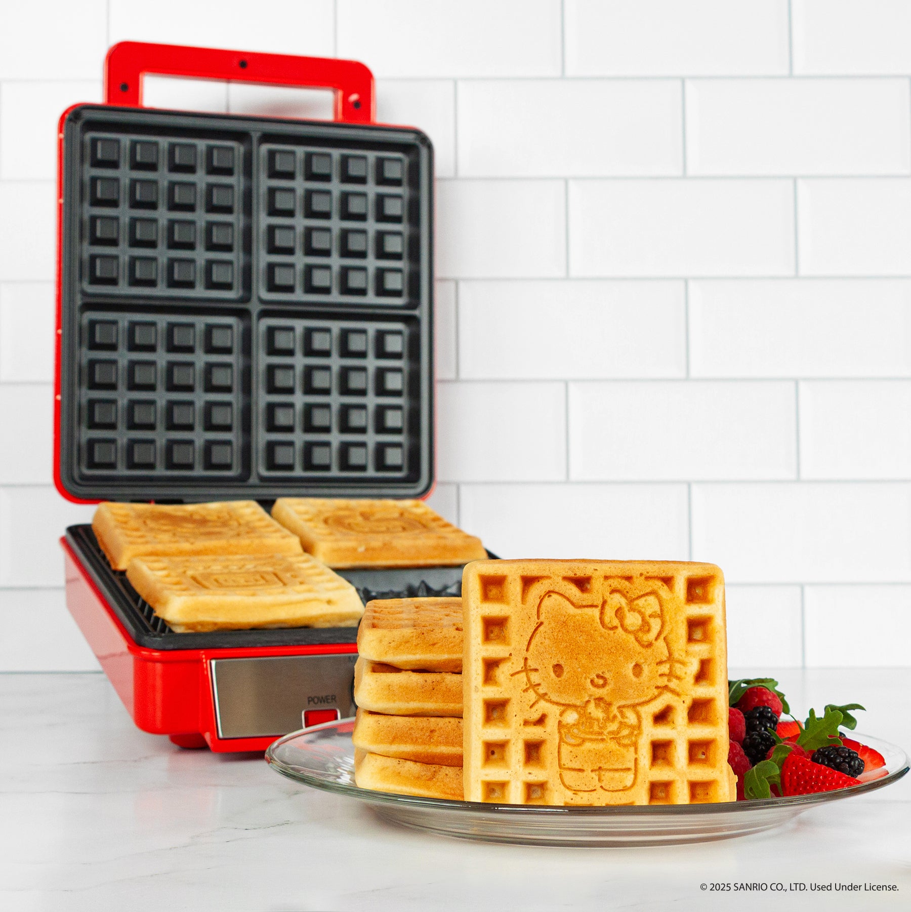Hello Kitty Deluxe Waffler - Uncanny Brands