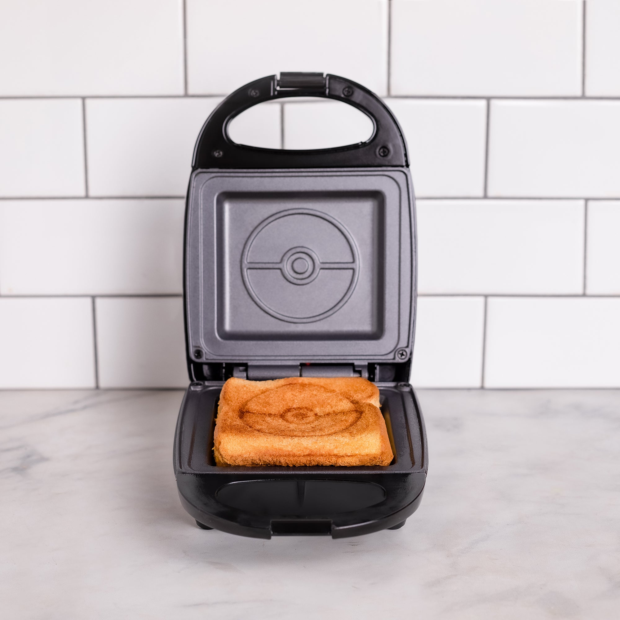Pokémon Poké Ball Single Sandwich Maker - Uncanny Brands