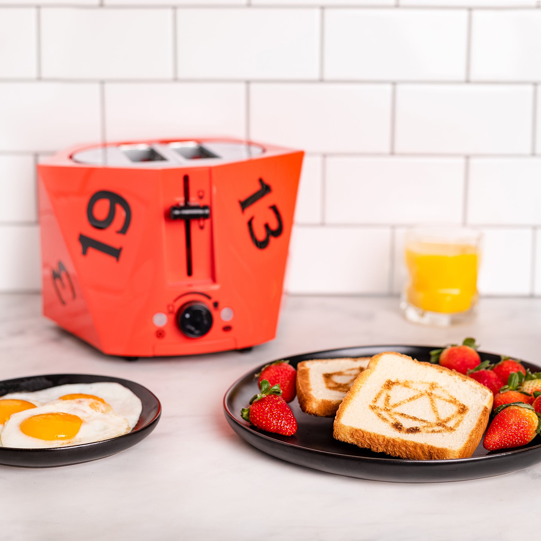 Dungeons & Dragons Deluxe Toaster - Uncanny Brands
