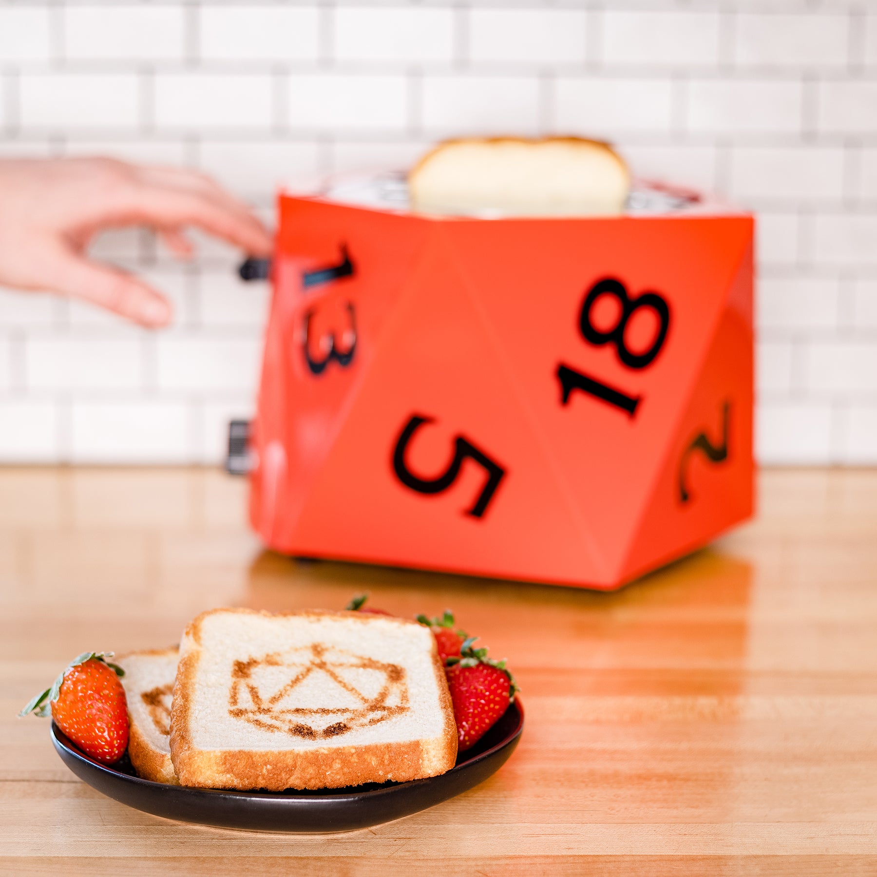 Dungeons & Dragons Deluxe Toaster - Uncanny Brands