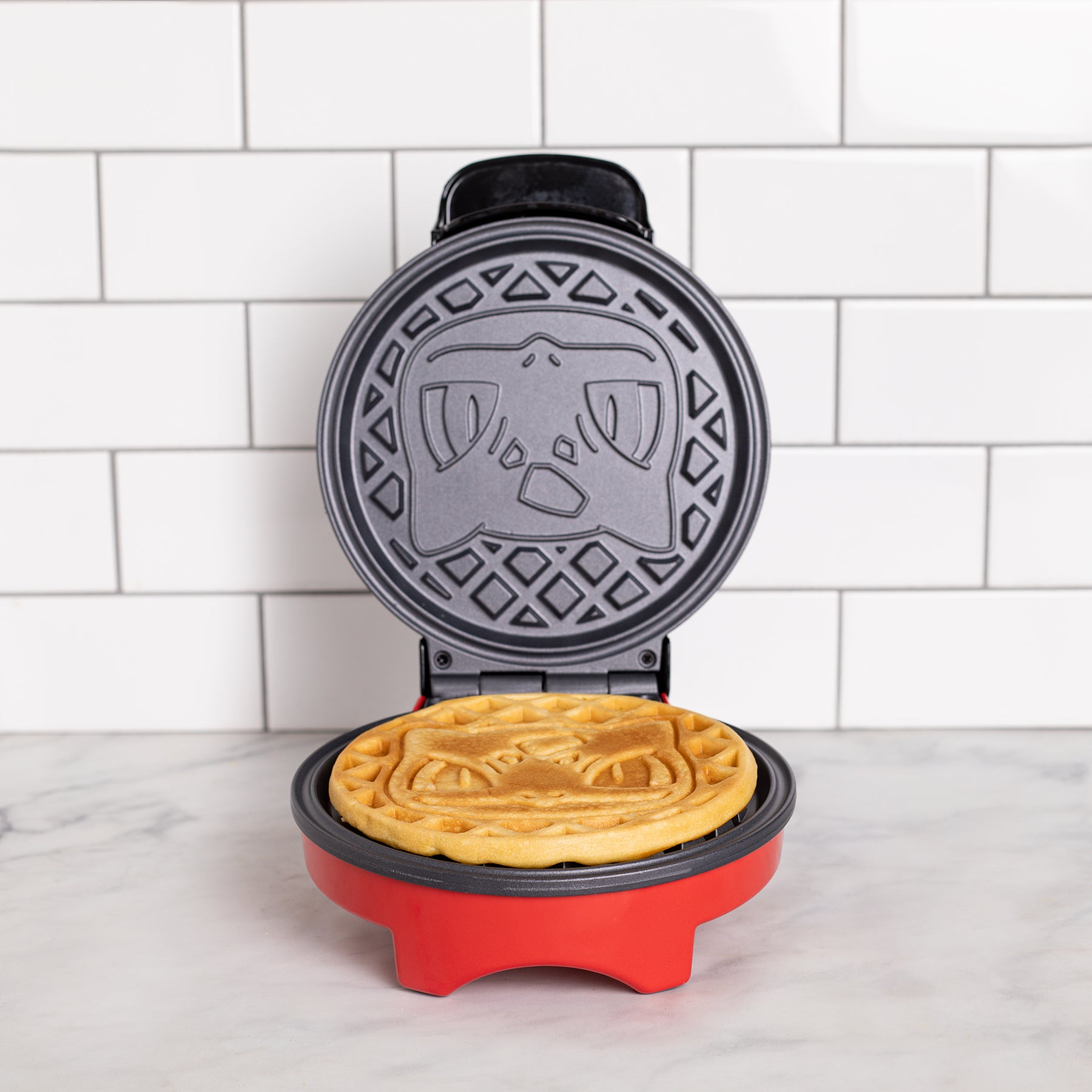 Pokémon Bulbasaur Waffle Maker - Uncanny Brands