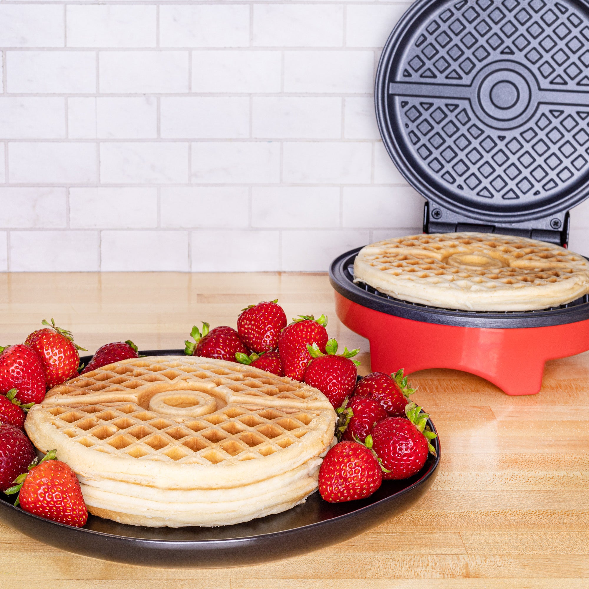 Pokémon Poké Ball Waffle Maker - Uncanny Brands